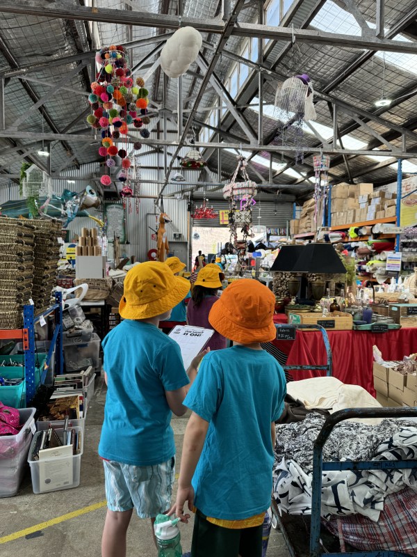 Incursions & Excursions – Reverse Garbage