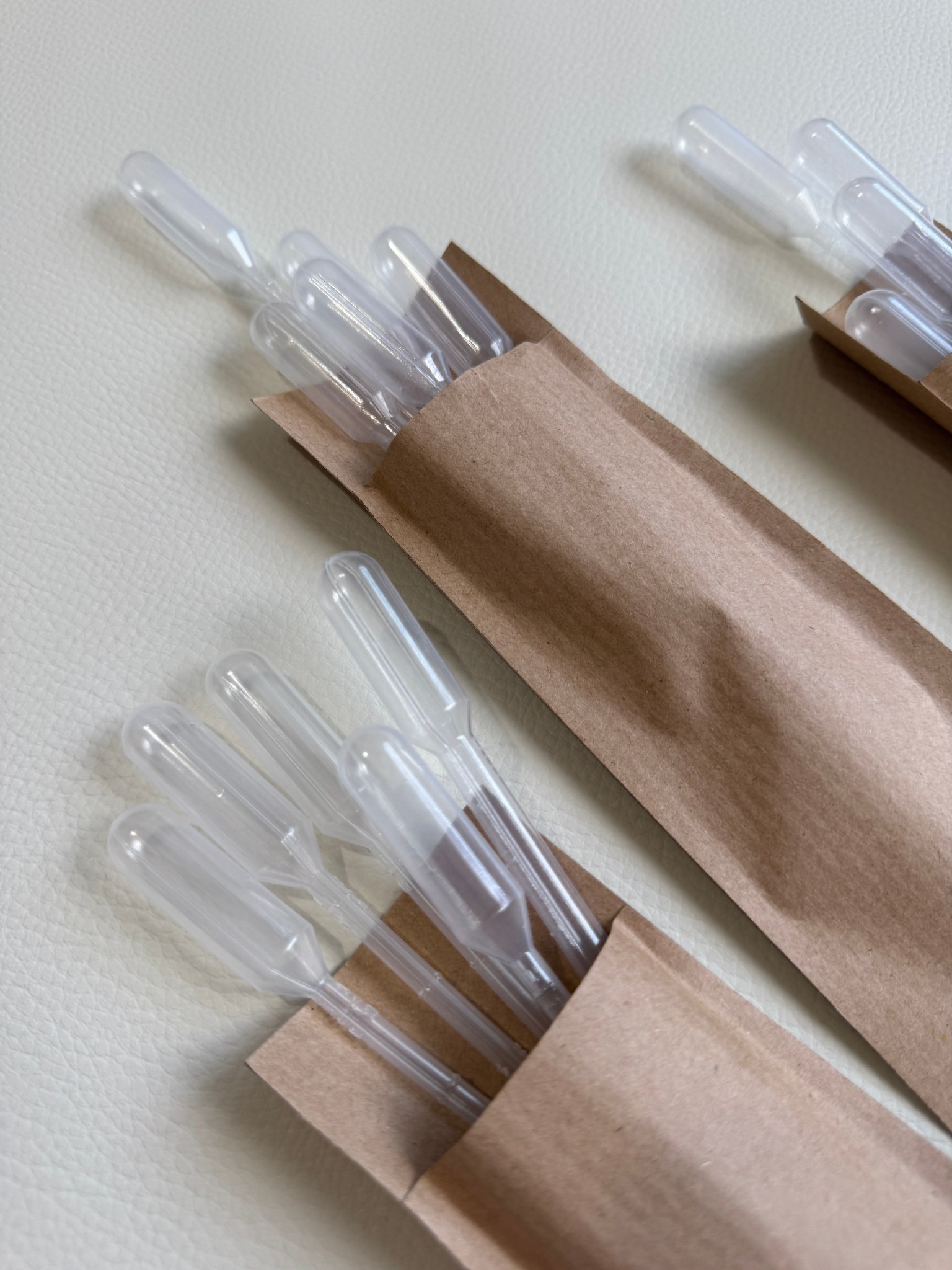 Plastic Pipettes (5 Pack) – Reverse Garbage